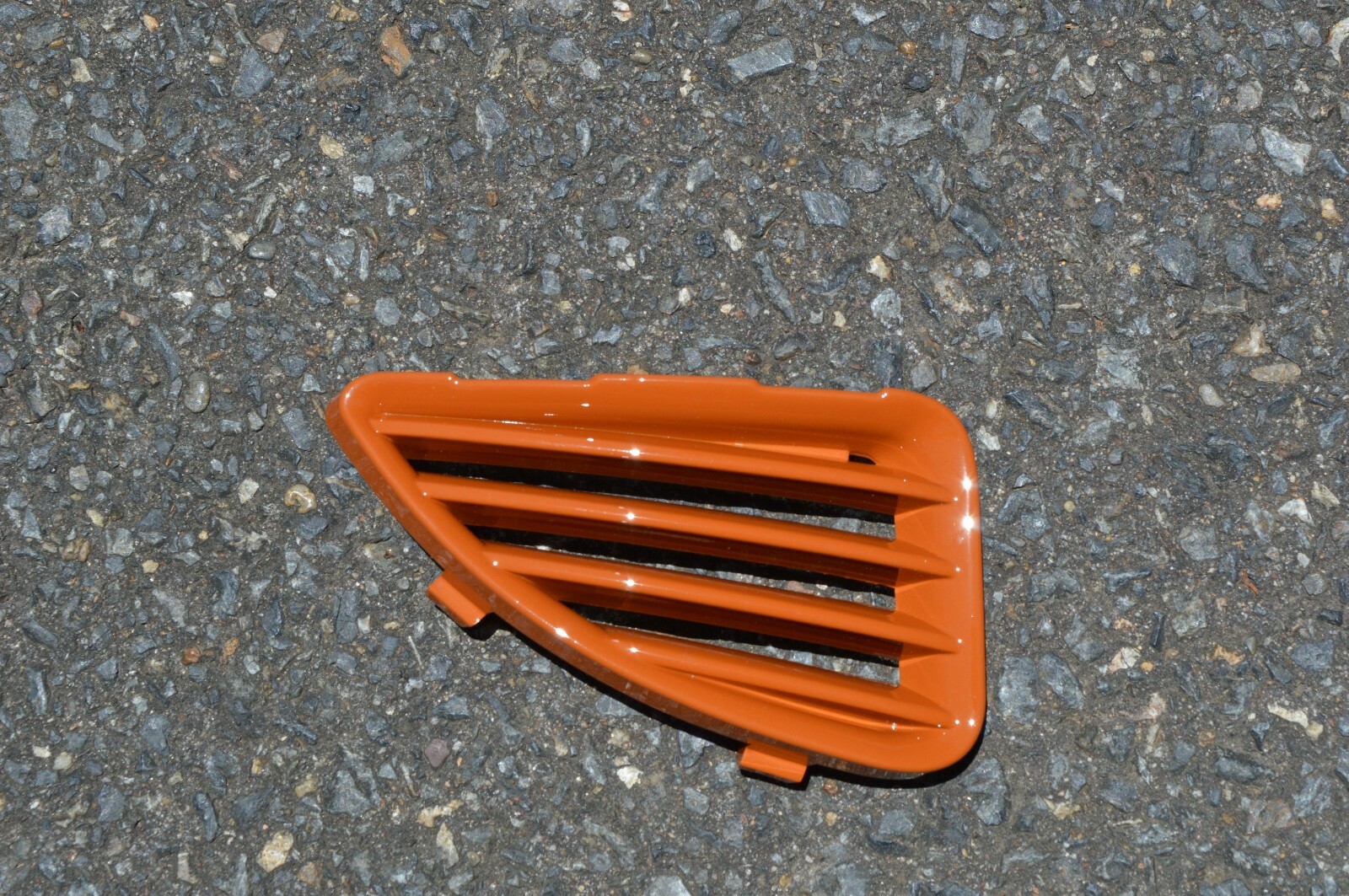 GENUINE SUBARU WRX RH FRONT BUMPER BAR ORANGE VENT 99- 00 GC8 GF8 ...