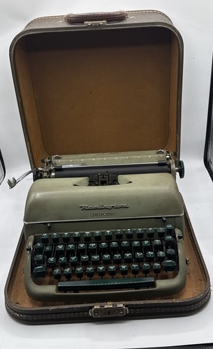 Vintage Remington Quiet Riter Manual Typewriter 1953 Grey/Green ...