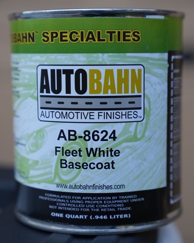 Autobahn AB-8624 Fleet White Basecoat QUART! GM Code WA8624 Automotive ...