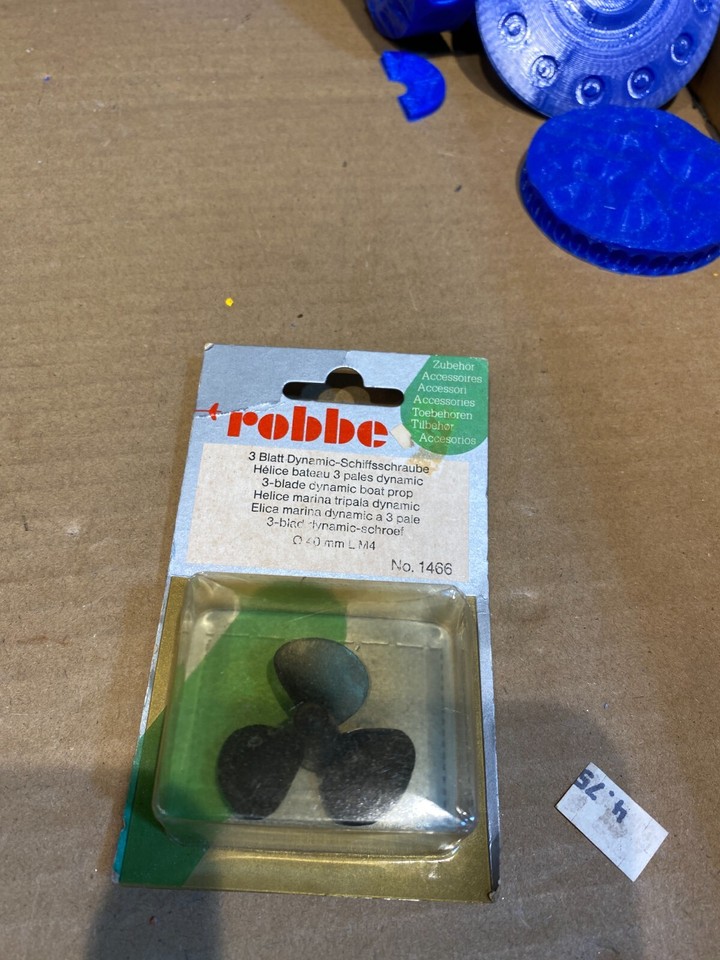 Robbe RC Boat parts. Large Lot. Lights, propellers, mounts, u-joints ...