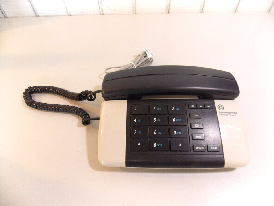 Vintage Southwestern Bell Freedom Phone Black & White Model FC 16 ...