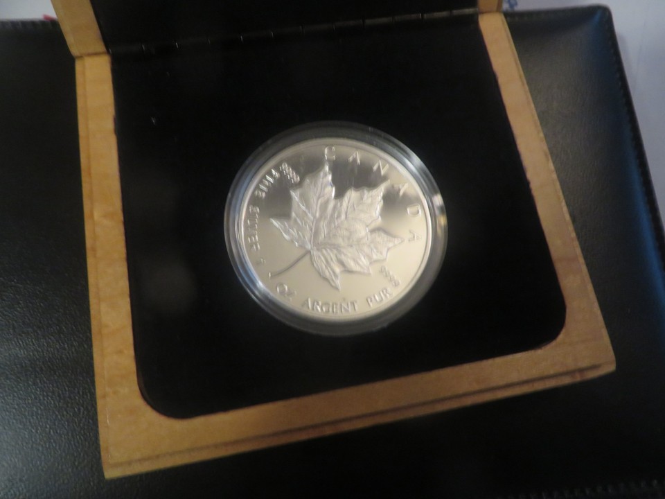 SILVER -1 OZ 999 FINE COIN CANADA WITH BOX AND PAPER WORK-- | eBay
