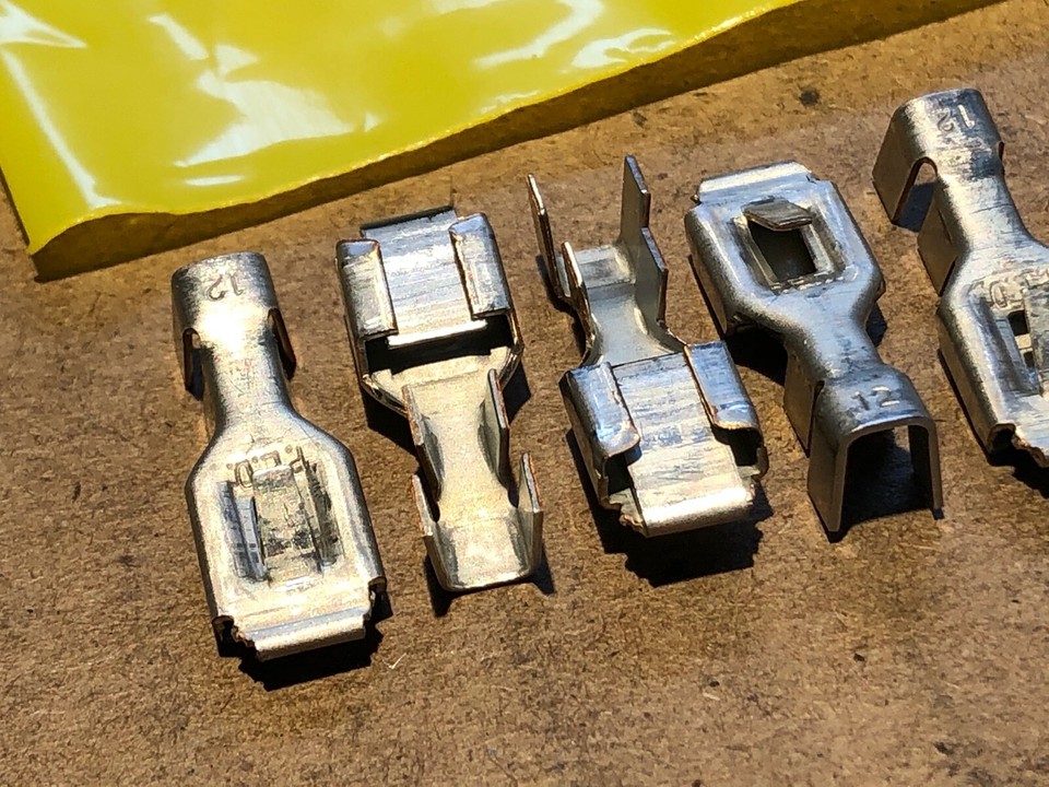 10 pack Delphi Packard 2989877 GM 56 Series Female Terminals 12 Ga | eBay