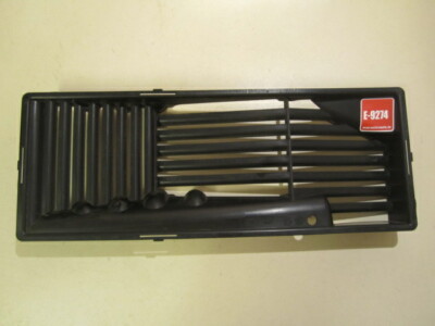 3C0129668C Volkswagen Touran 2008.y 2.0 TDI Air Filter Cover 3C0 129 ...