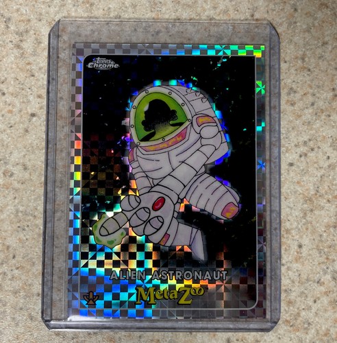 Topps Chrome Metazoo Cryptid Nation ALIEN ASTRONAUT X-Fractor Parallel ...