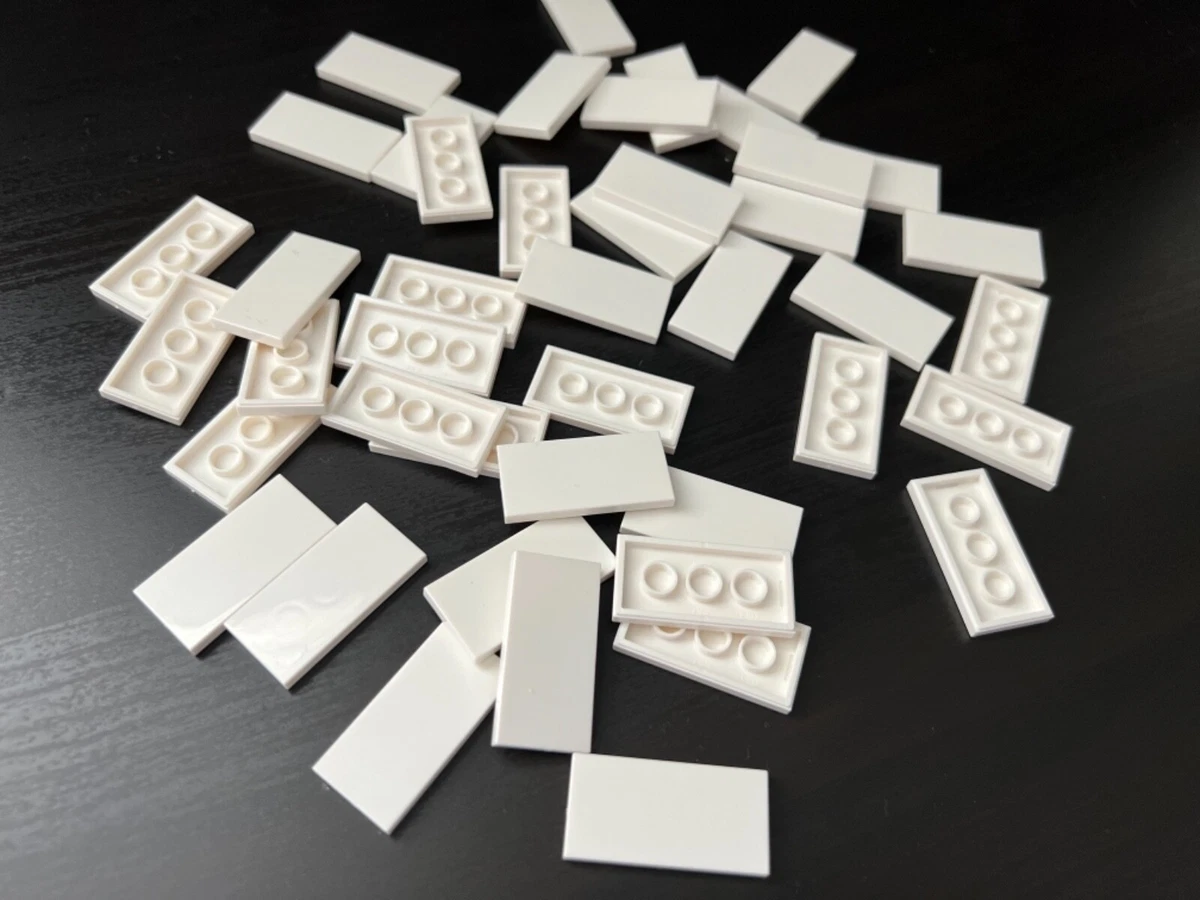 Flat White Lego Brick