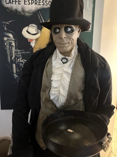 Spirit Halloween Life Size Animatronic Prop Edwardian Butler Gemmy Wade ...