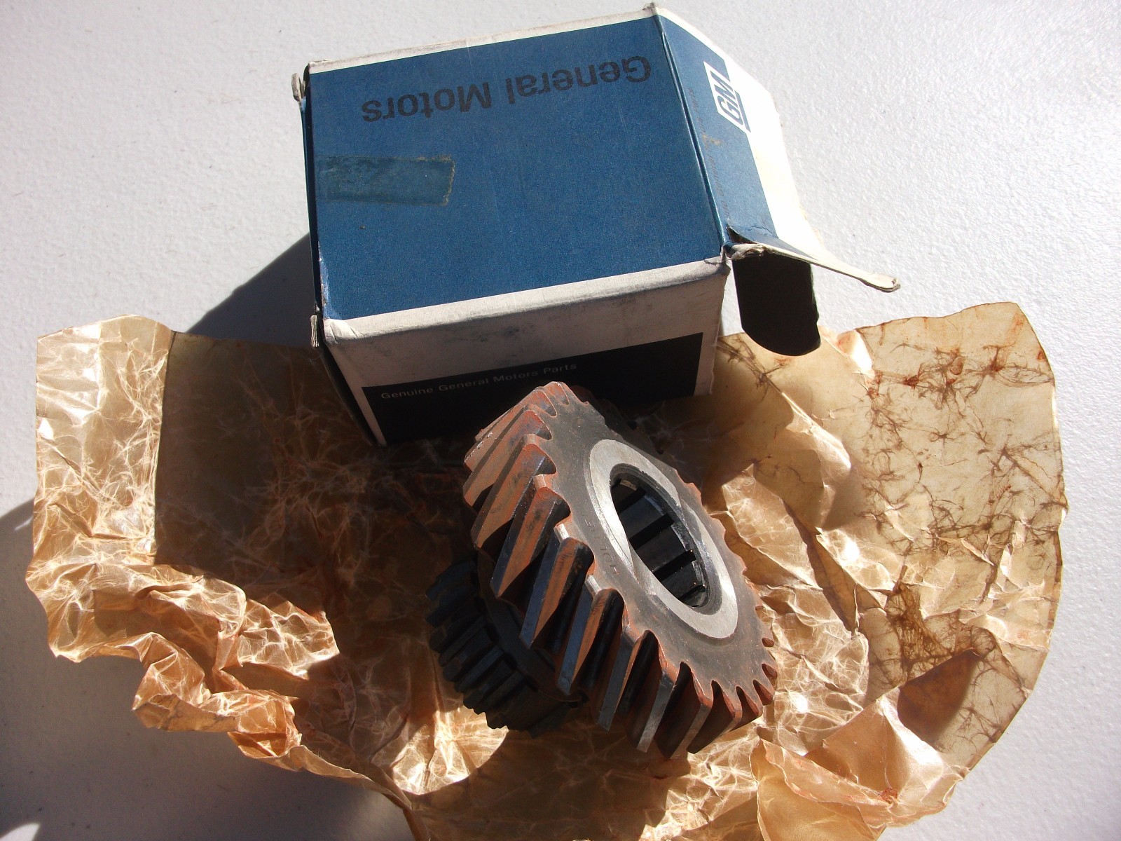 NOS MAIN SHAFT SECOND GEAR SUITS EH HD HR HK HOLDEN CRASH BOX GEARBOX ...