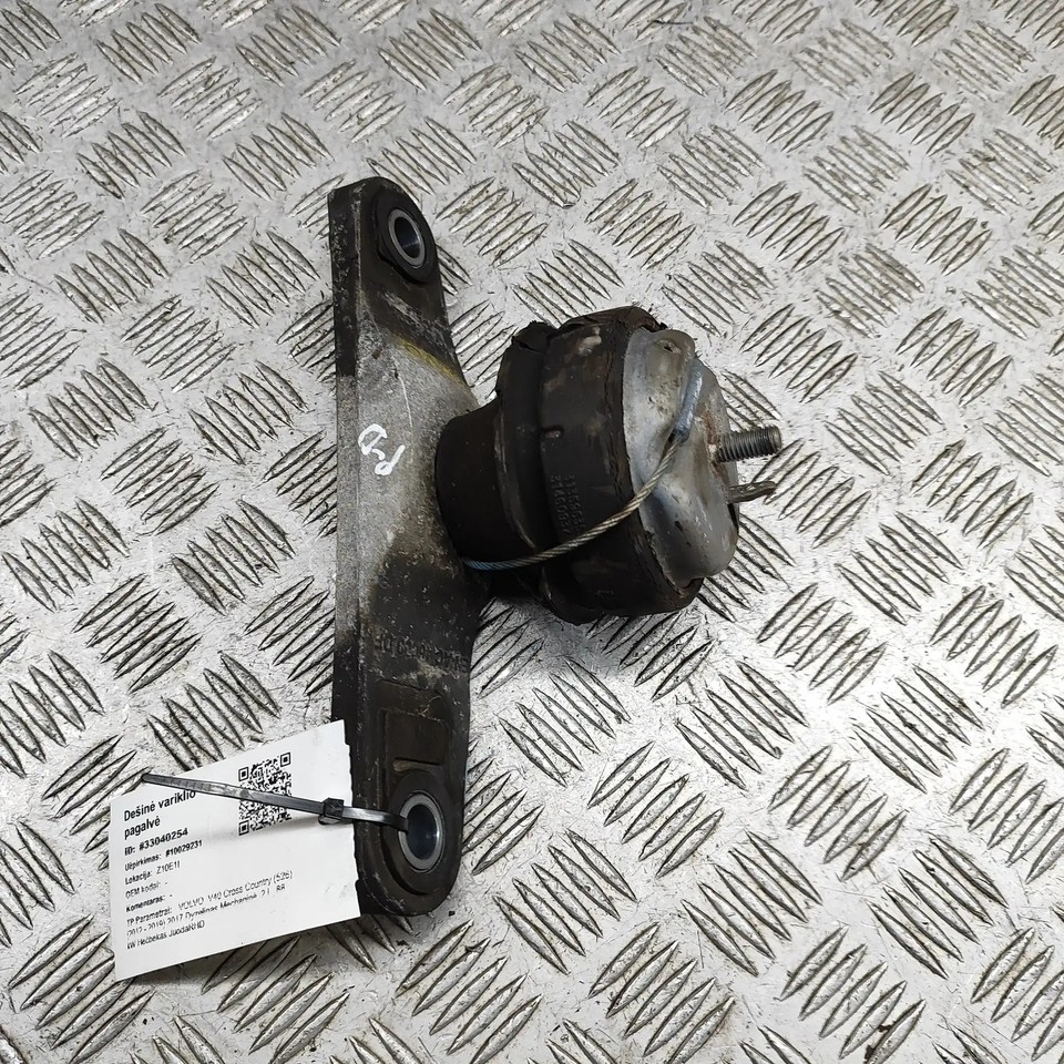 VOLVO V40 Cross Country 526 Motorhalterung rechts 31359635 2.0 Diesel ...
