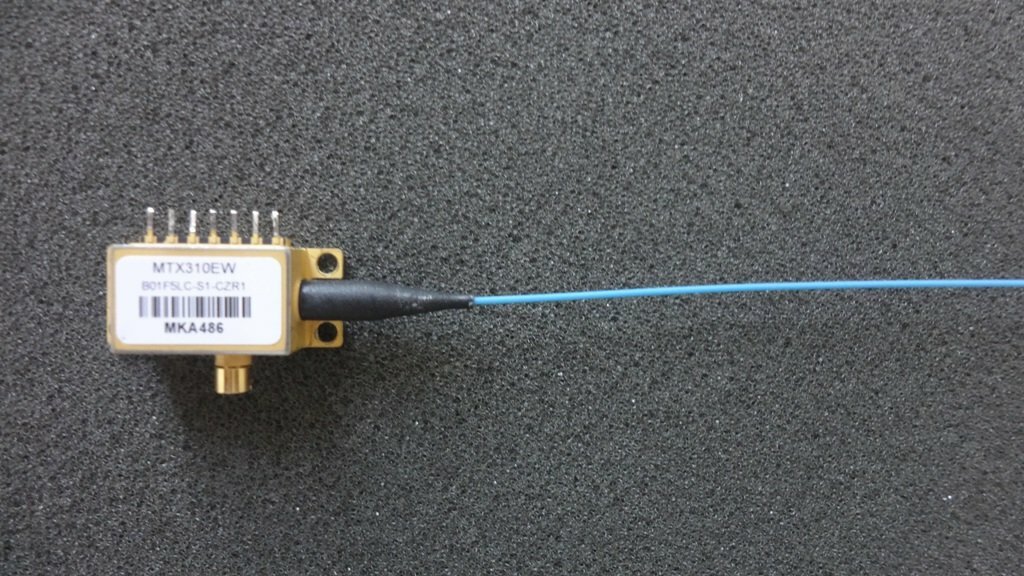 10Gbs 1310nm Electro-absorption Modulated Laser (EML) FC/PC Connector ...