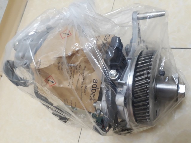 Fuel Injection Pump for MITSUBISHI PAJERO 3.2 L Di-d ZEXEL VRZ Me190711 ...