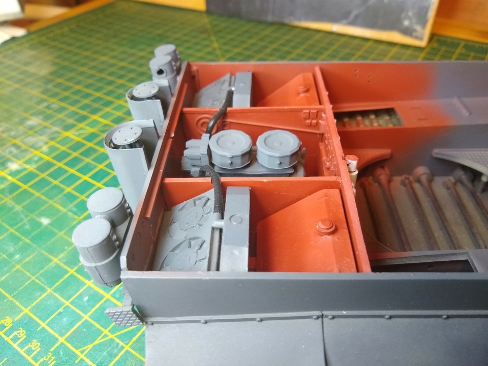 1:25 1/25 full engine bay set with Maybach HL210 engine for Tamiya ...