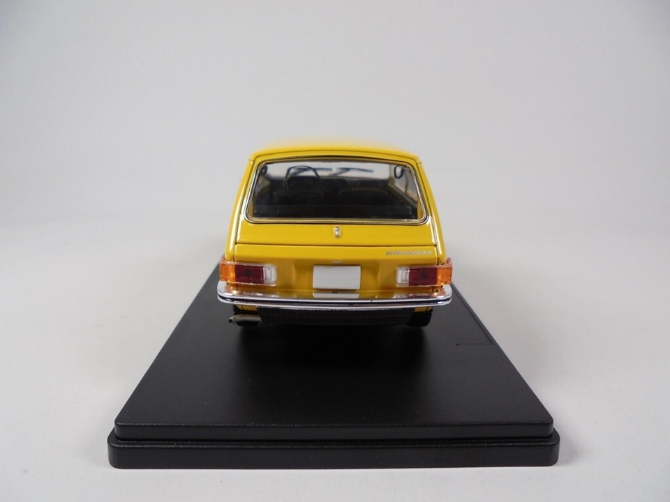 Volkswagen Brasilia 1974 - 1:24 Salvat Diecast model car M006 | eBay