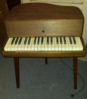RARE 1946 HAROLD RHODES PRE-PIANO VINTAGE ELECTRIC KEYBOARD PRE-FENDER ...