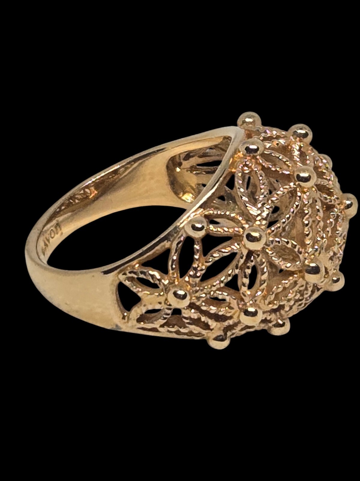 Vintage Avon Gold Tone Flower Dome Ring Size 9 Filigree Floral MCM ...