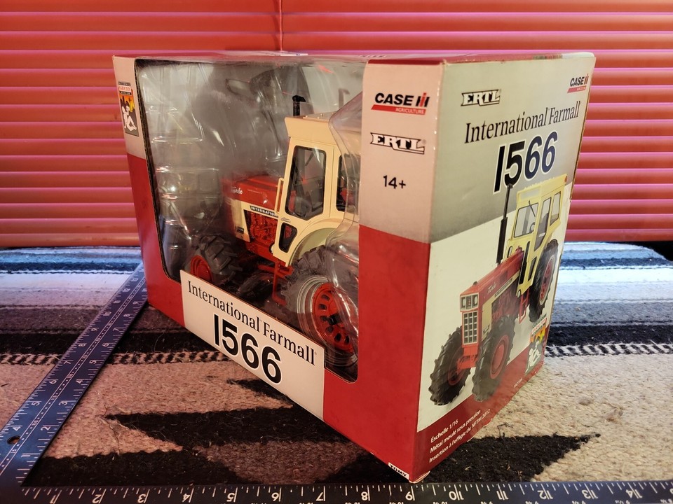 Ertl International Farmall 1566 w/FWA 1/16 Diecast Tractor Replica ...