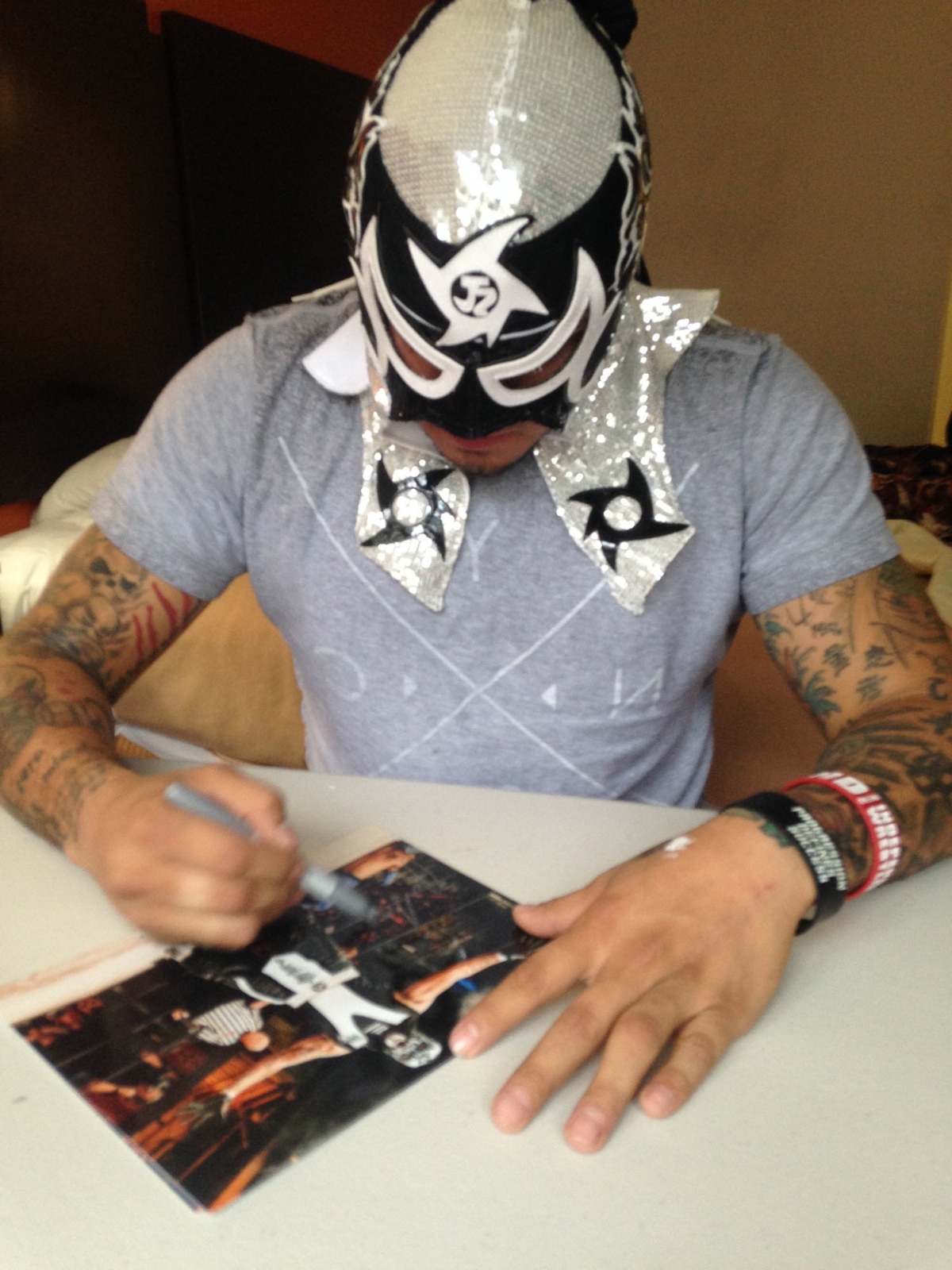 Pentagon Jr Autographed Lucha Underground 8x10 Promo Photo Libre AAA ...