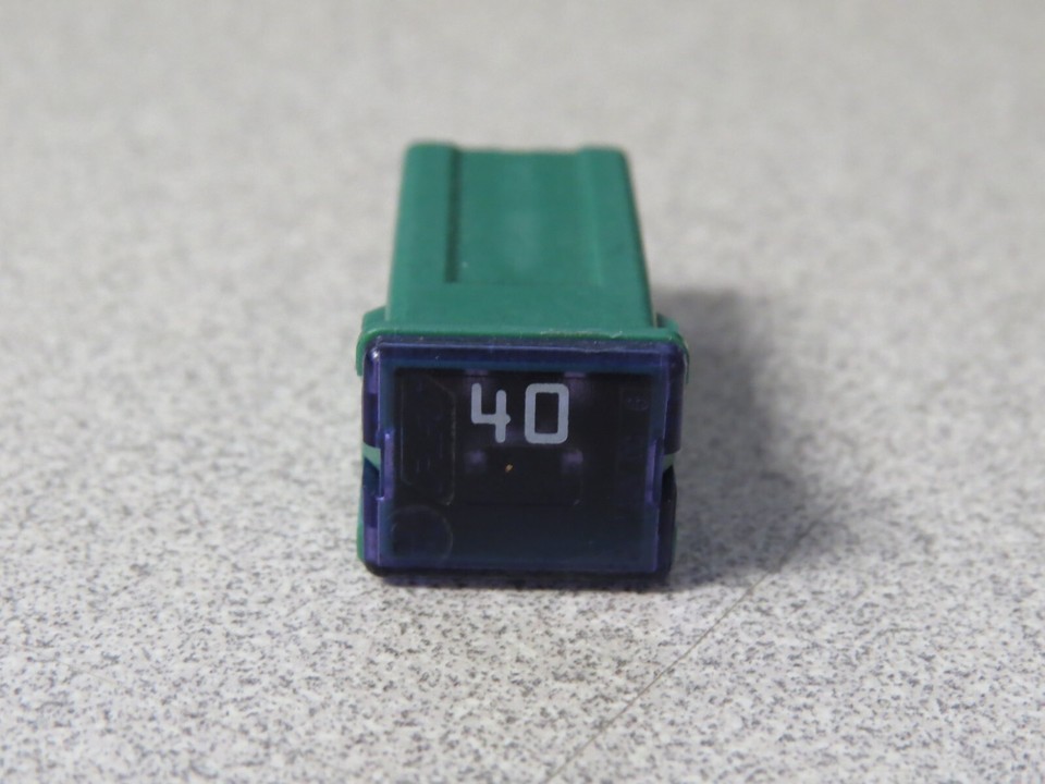 NOS Aftermarket 495 Fuse Cartridge 32V/40 Amp Fits: 13-16 Chrysler 300 ...