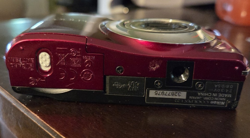 Nikon Coolpix L22 12.0MP Red Digital Camera Tested but BATTERY DOOR WON ...