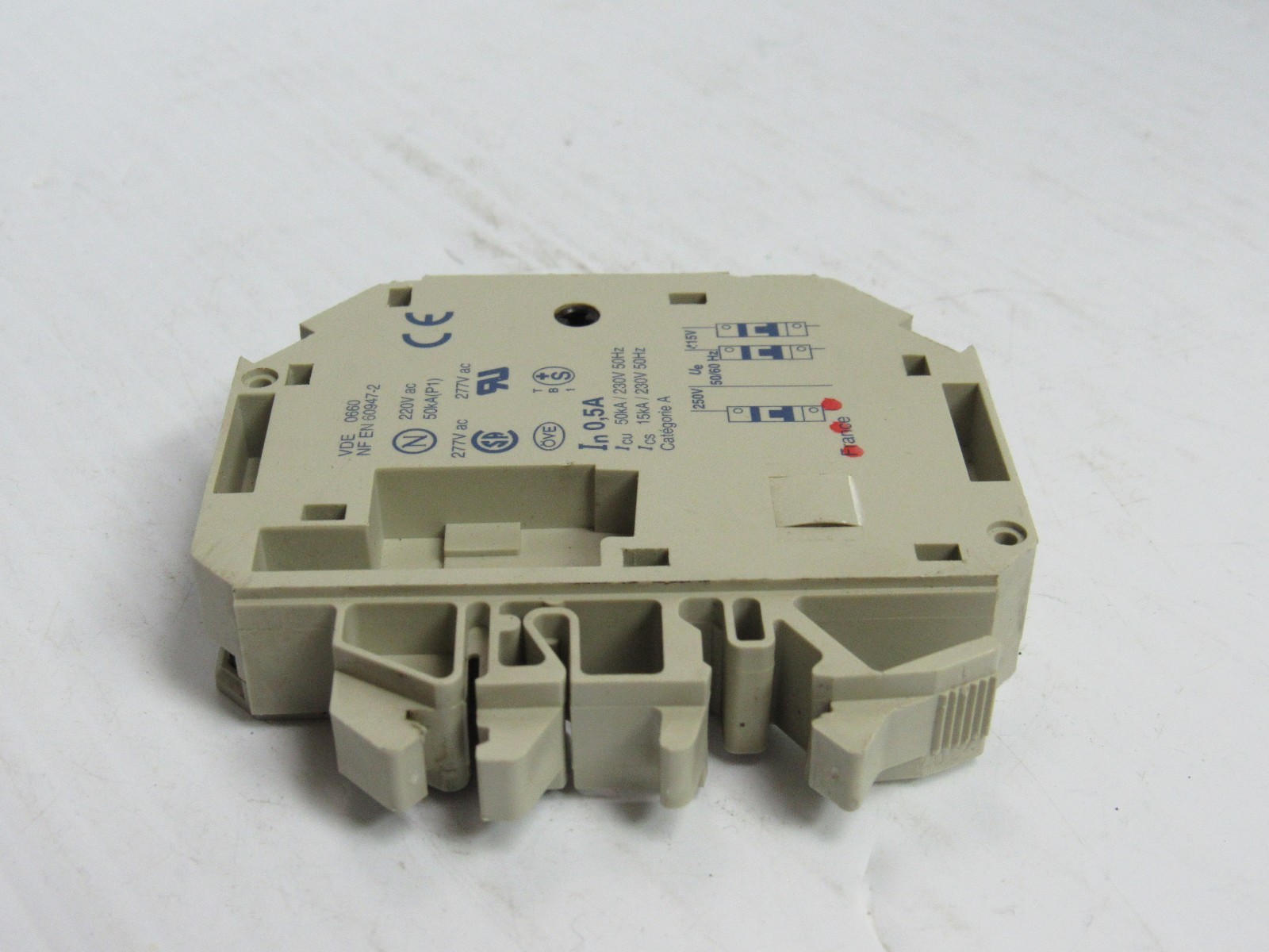 TELEMECANIQUE THERMAL MAGNETIC BREAKER GB2-CB05 GB2CB05 0,5 AMP A 0,5A ...