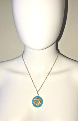 JAMI RODRIGUEZ GOLD TONE BLUE STONE PENDANT CHAIN TRENDY NECKLACE | eBay