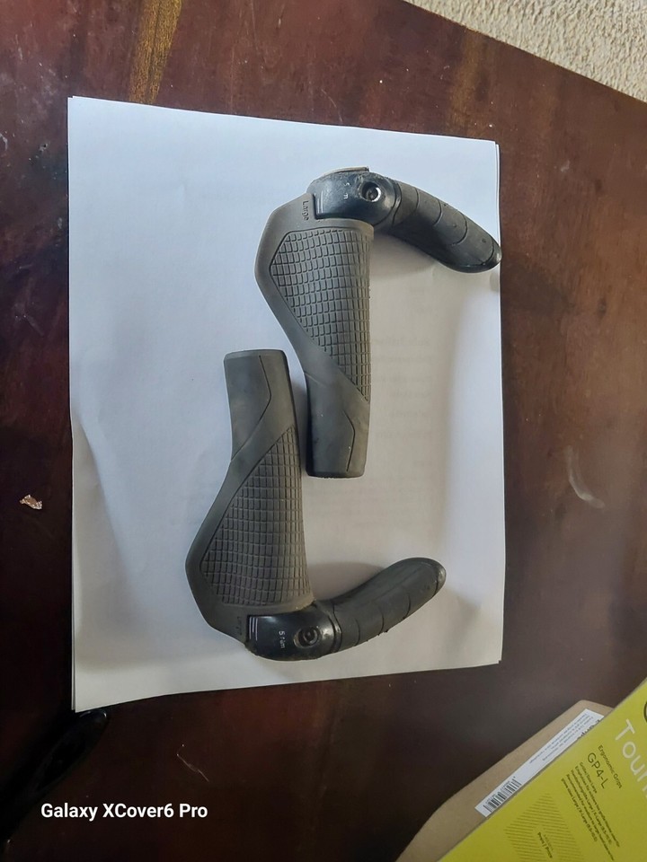 Ergon - GS3 Ergonomic Lock-on Bicycle Handlebar Grips with Large Size ...