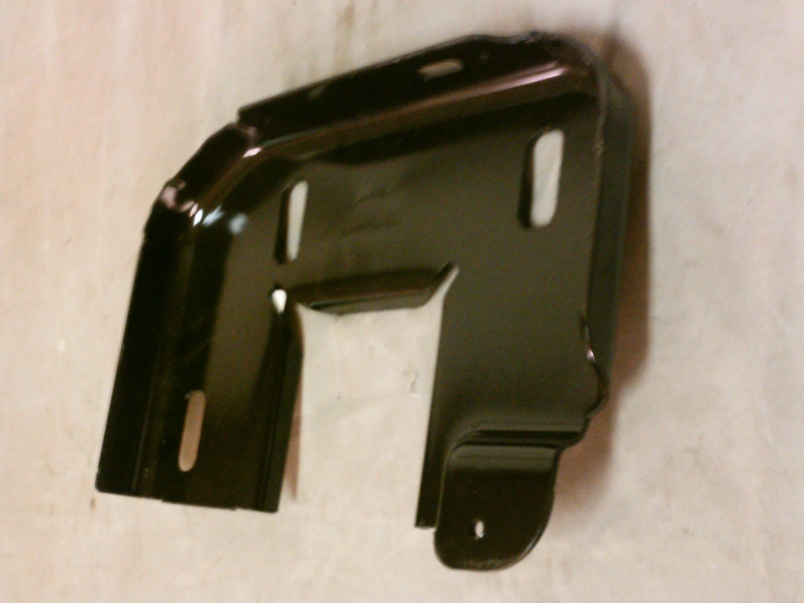 2015,2016,2017,2018,2019,2020 Ford F150 Front LH Frame Rail Bracket OEM ...