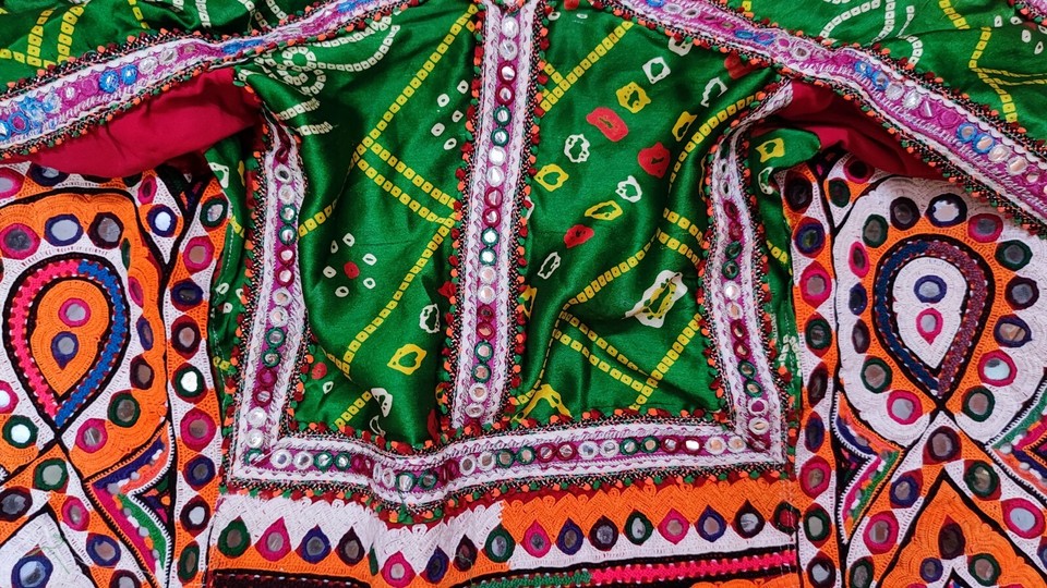 Antique Banjara Tribal Kuchi Hand Embroidery Indian Traditional Back ...