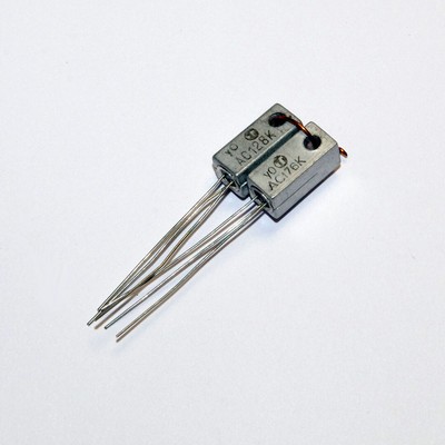Transistors - Ac128 Transistor