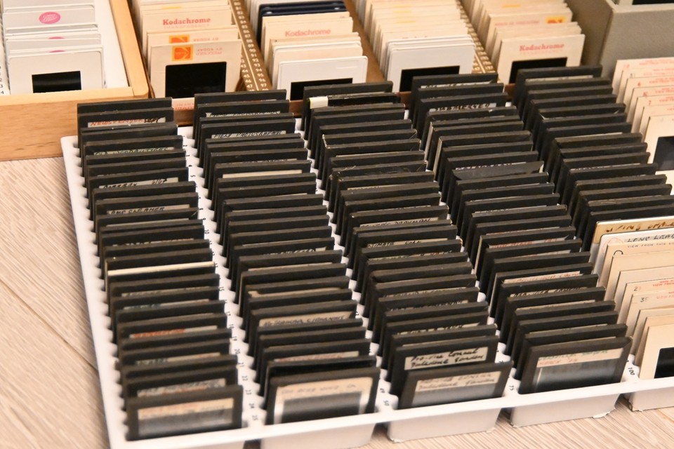 slide photos job lot / bundle , massive amount of slides in this one ...