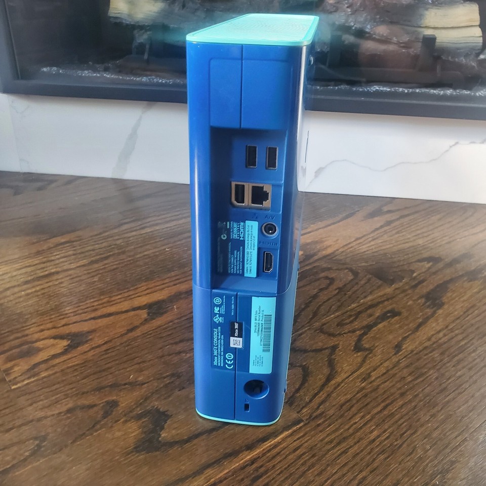 Microsoft Xbox 360 E Special Edition Call of Duty Blue Teal Console ...
