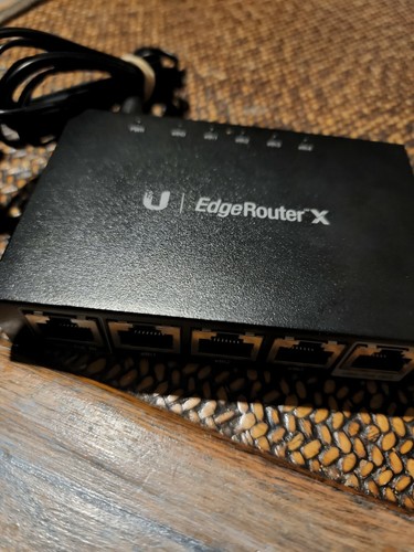Ubiquiti Unifi Networks EdgeRouter X 5-Port Gigabit Wired Router Edge ...