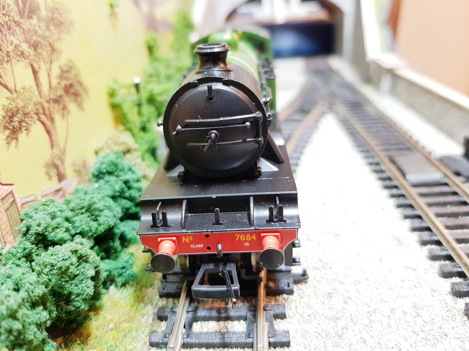 31-616 Bachmann LNER V1 Tank No.7684 LNER Lined Green | eBay UK