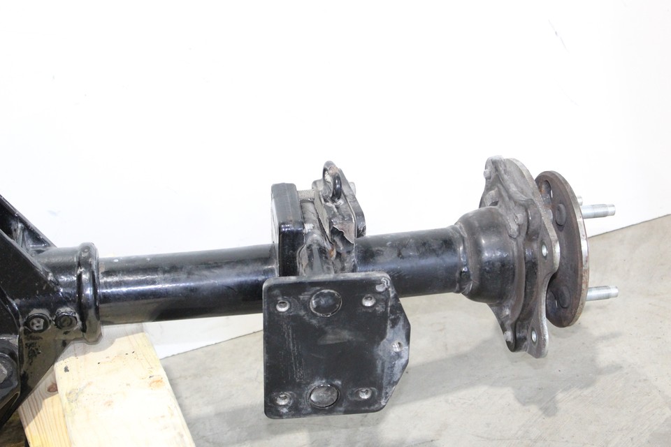 2009-2023 Harley Davidson Freewheeler Tri Glide Rear Axle End Assembly ...