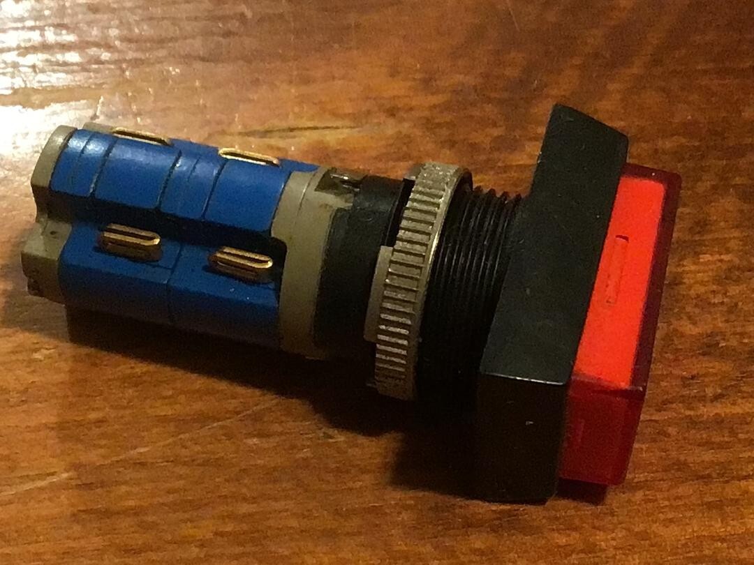 E24--4 Panel Mount Push Button Switches & Fuse Holder--UNIMAX #TH01-2 ...