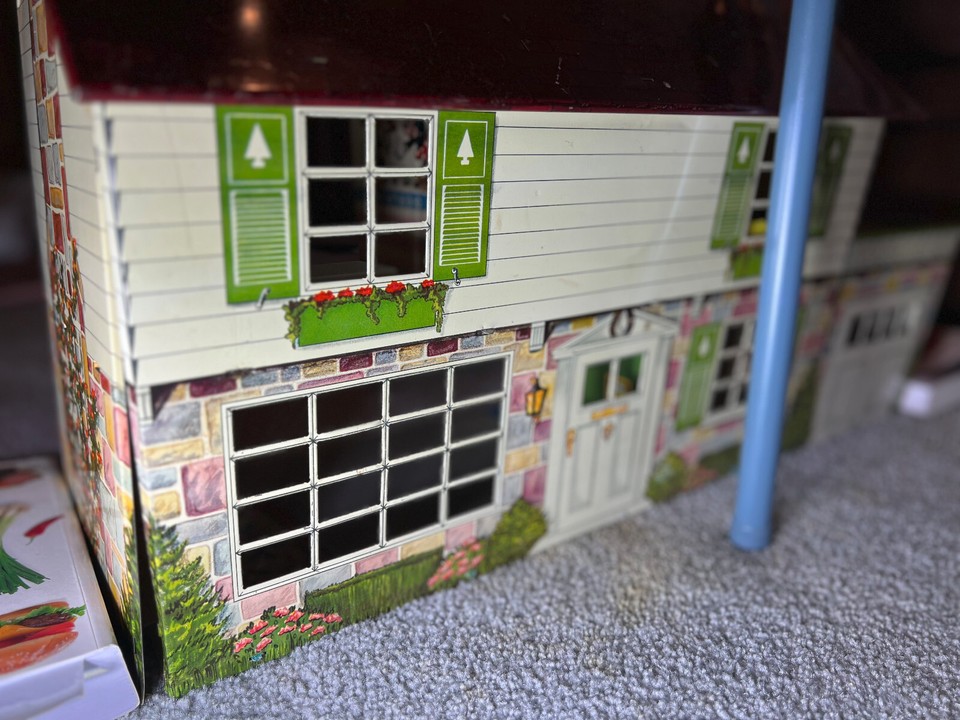 DIsney MARX Metal Tinplate Suburban Colonial Doll House with Box ...