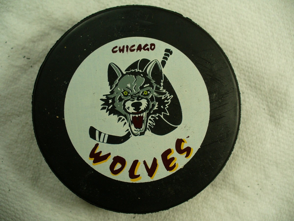 Chicago Wolves Hockey Logo Medallion Puck – Chicago Wolves Store