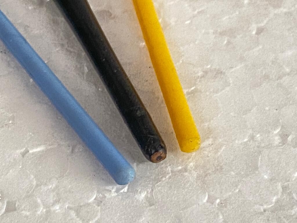 OLD VINTAGE M MYERS & SON LTD CROW QUILL 3 INK PEN NIBS WITH PEN BODY ...