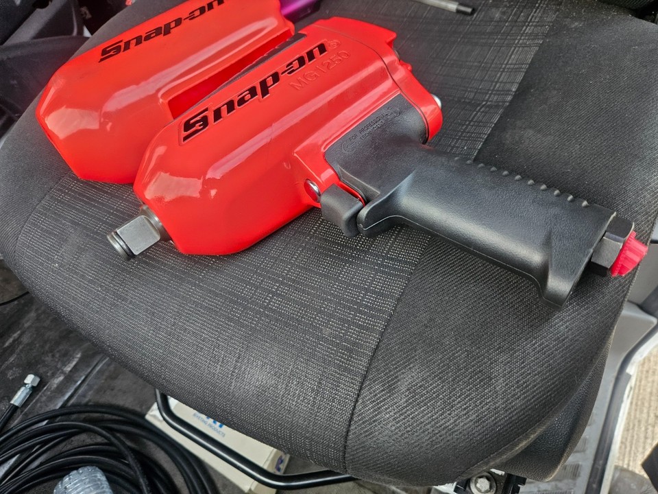 Snap-on MG1250 3/4" Drive Heavy-Duty Air Impact Wrench - Red | eBay UK