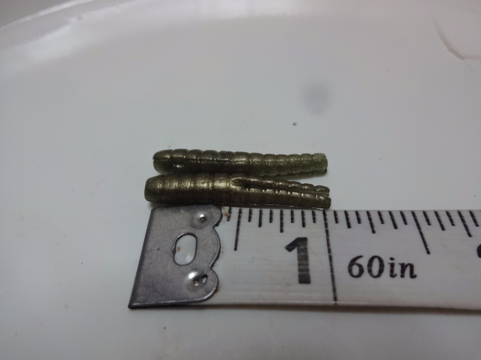 SOFT PLASTIC SMALL 1" SPLIT-TAIL GRUB BAIT KAKI GREEN COLORED USA MADE ...