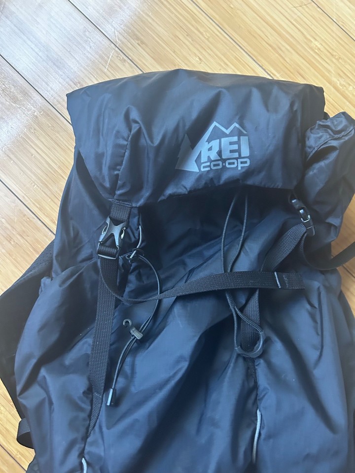 REI Co Op Flash 22 Lightweight Daypack Black Ripstop Backpack Hiking ...