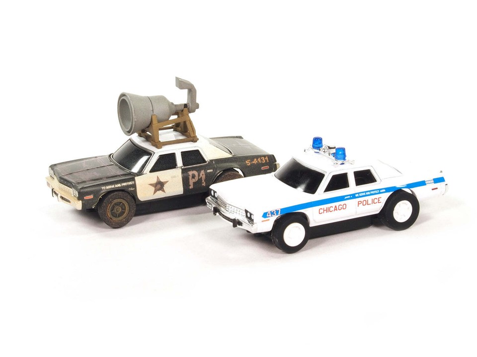 Auto World SRS359 28' Blues Brothers 106 Miles to Chicago Slot Race Set ...