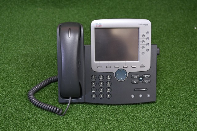 Hybrex G1e Hybrid IP Phone System and 5 Handsets for sale online | eBay