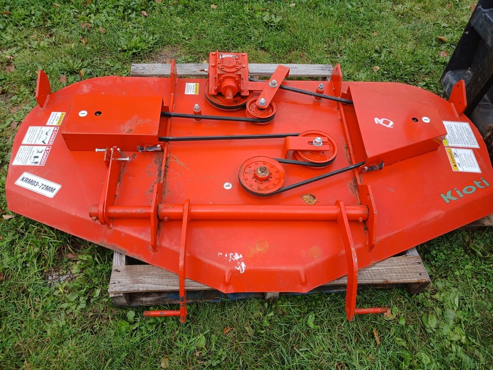 NEVER USED NOS Kioti KRM03-72MM Belly Mower Deck DK35 & Dk40 Tractors ...