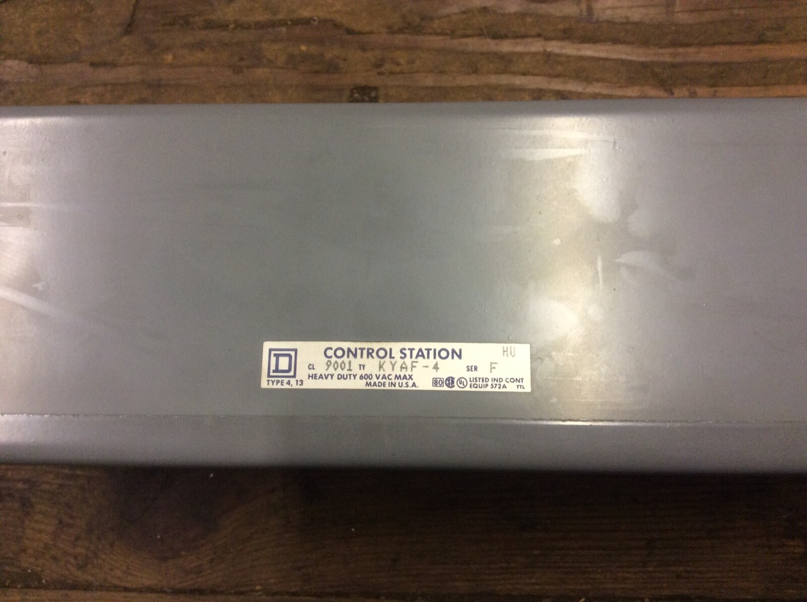 SQUARE D Class 9001 KYAF-4, Type 4, 13, Series F CONTROL STATION, Open ...
