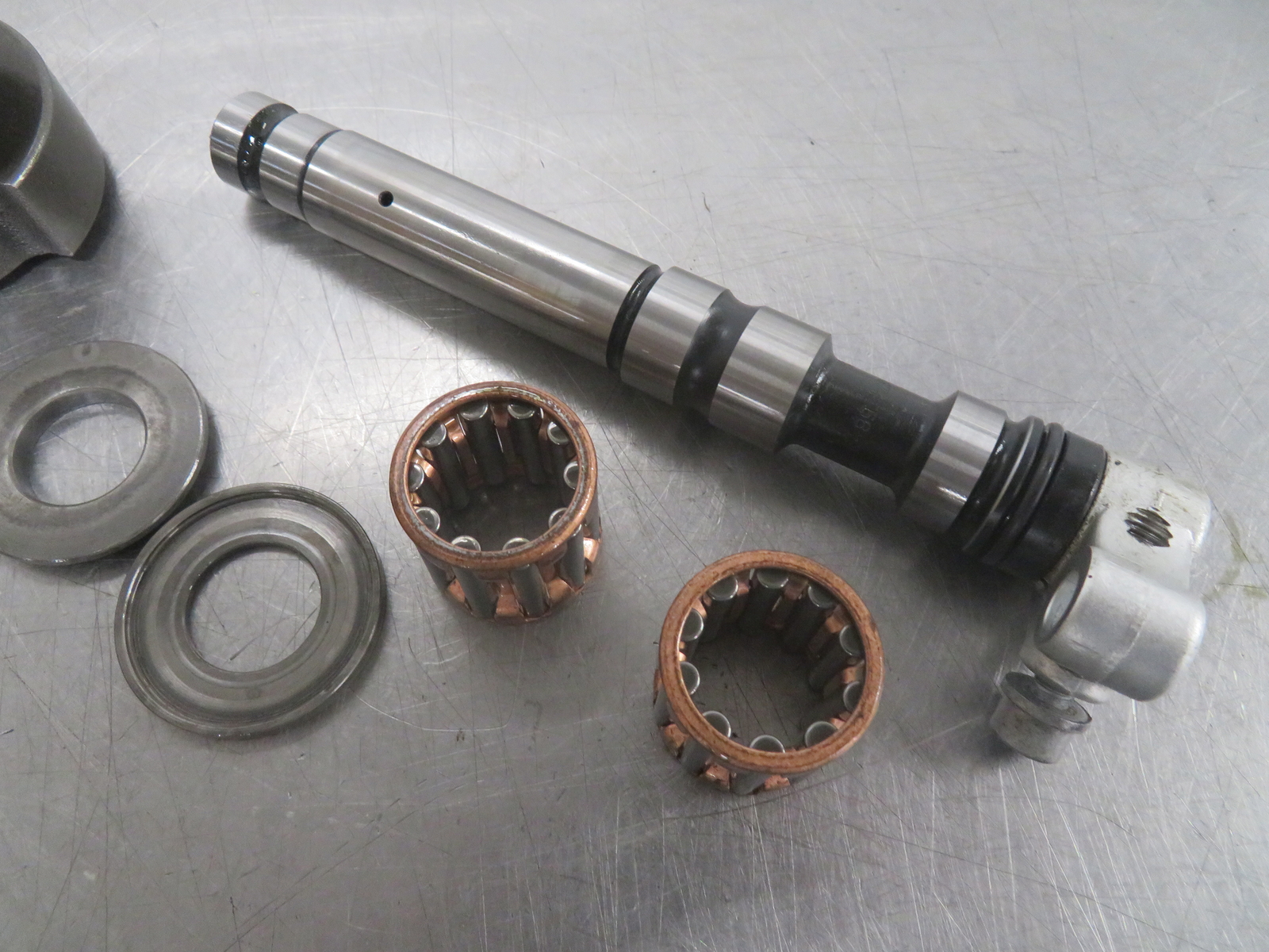 EB962 2007 BMW K1200GT ENGINE COMPENSATING BALANCE SHAFTS | eBay