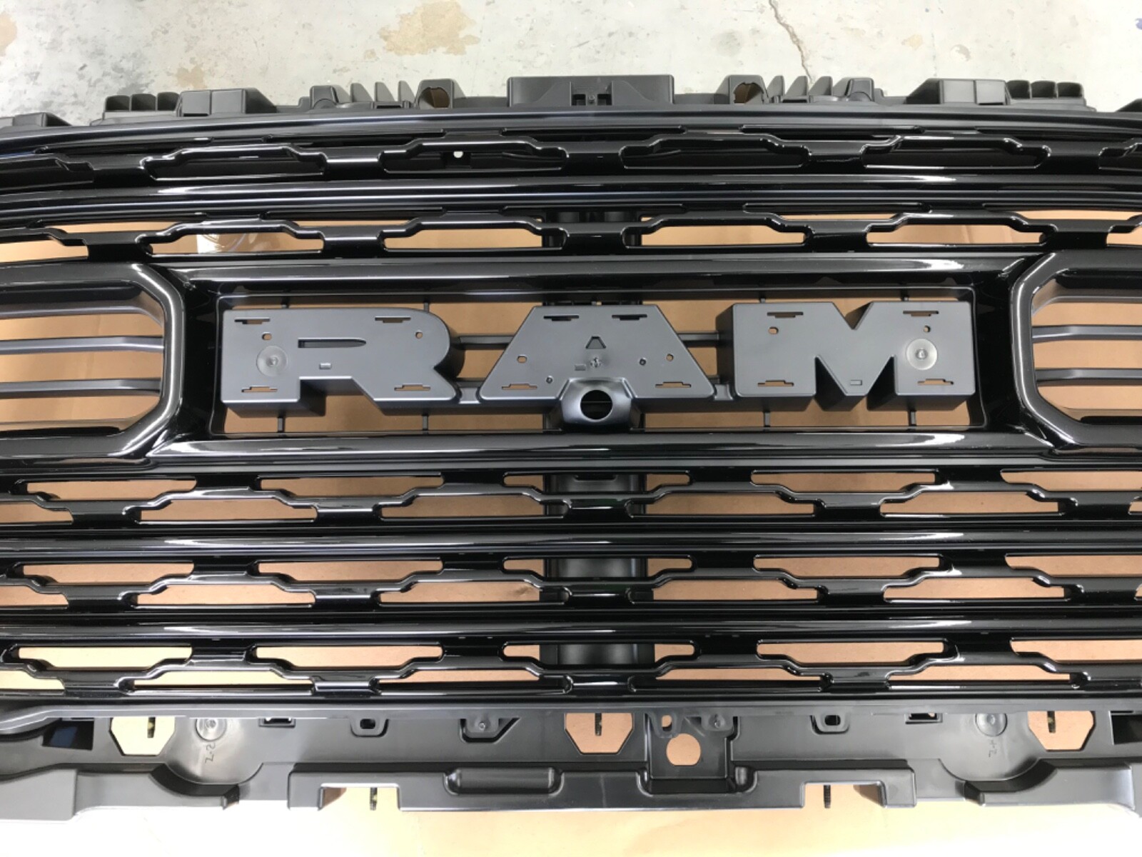 MOPAR BRAND 2020-2024 DODGE RAM 2500/3500 BLACK GRILLE 68516019aa NEW | eBay
