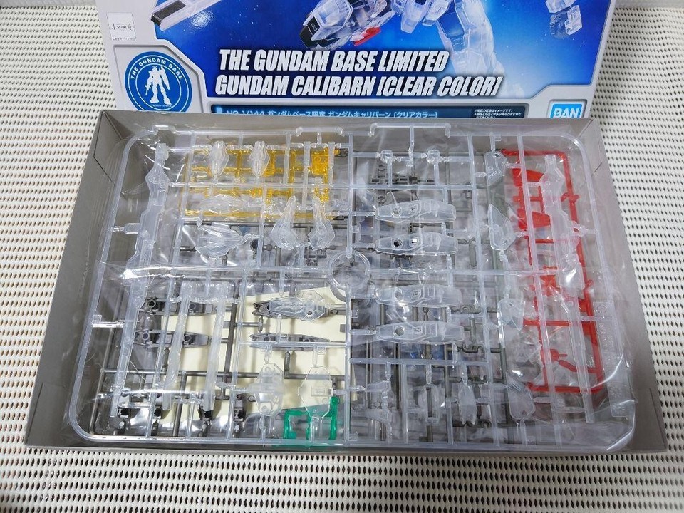 HG 1/144 Gundam Calibarn Clear Color Gundam Base Limited Model Kit ...