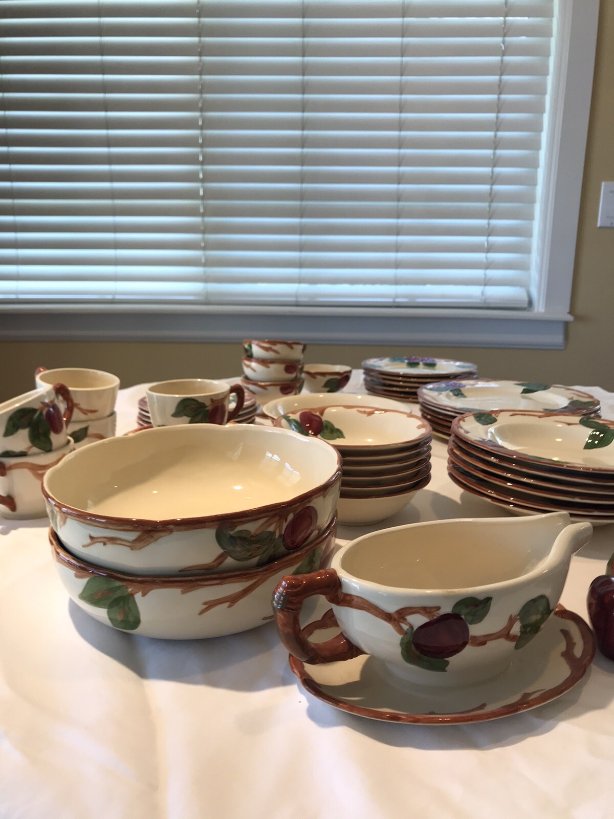 Franciscan Apple Dinnerware Set Serving For 6 (American Backstamp) | eBay