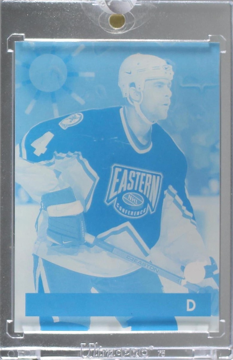 1996-97 Topps Stadium Club - Members Only Topps Vault Proof Cyan #27 ...